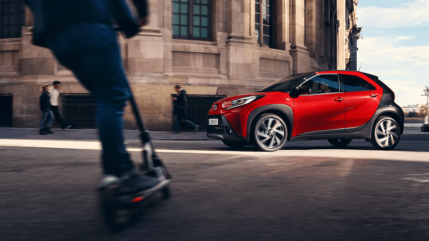 Toyota | Digital Ad Examples | Zuuvi